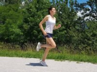 How To Properly Do Butt Kicks Drill? (Step-by-Step)