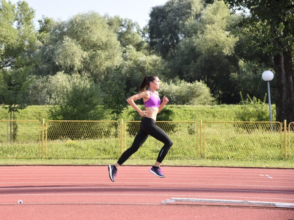 What Are Running Strides And How To Do Them? | OLYRUN