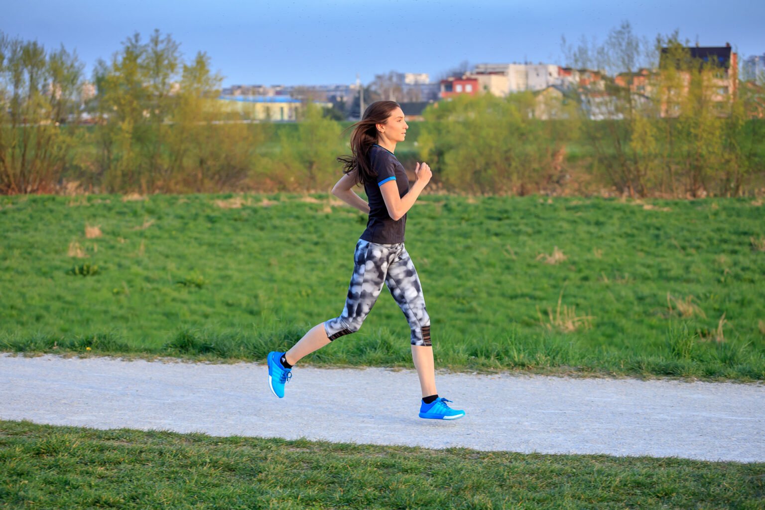 How Many Miles Is 12 Km? [12 Km To Miles] | OLYRUN