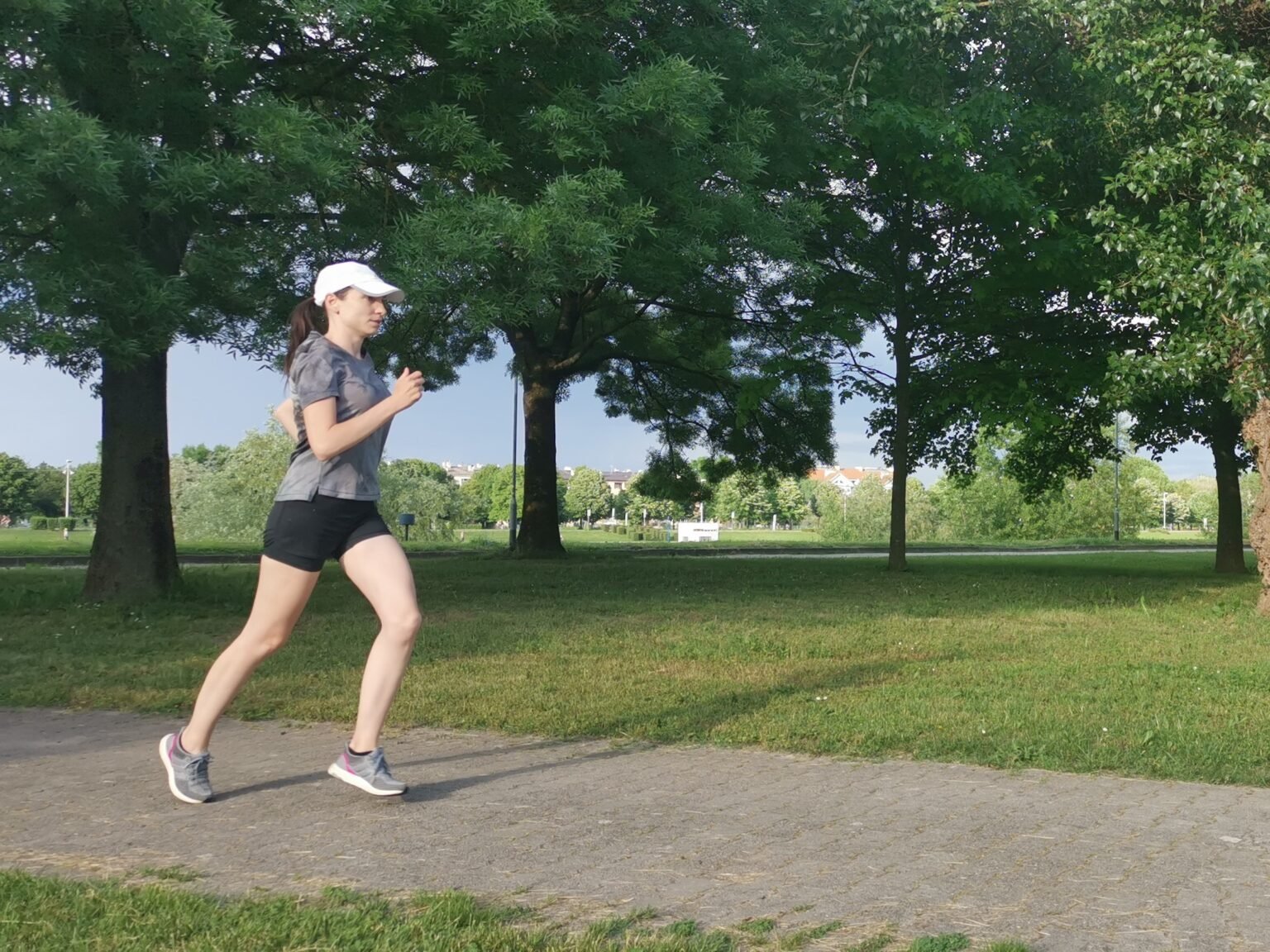 How Long Does It Take To Run 6 Miles? (Explained In Detail)