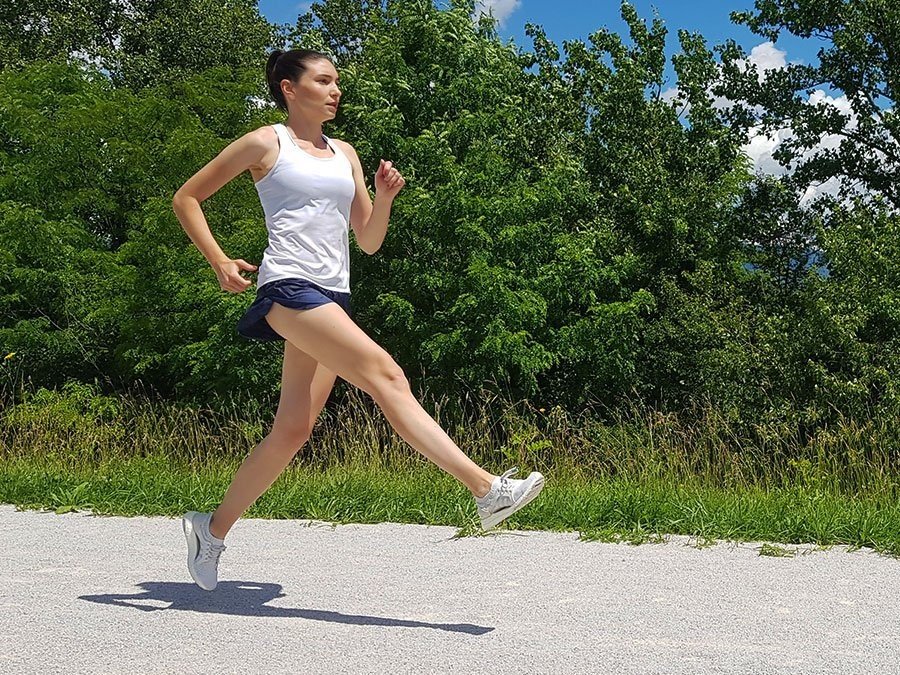 How To Properly Do Straight Leg Bounds? (Step-by-Step)